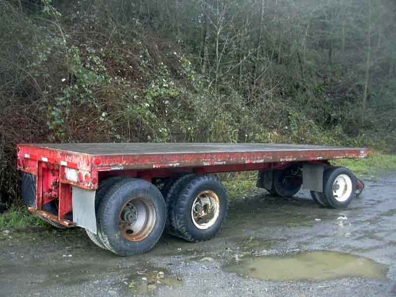 1974 Comet Flatbed Trailer