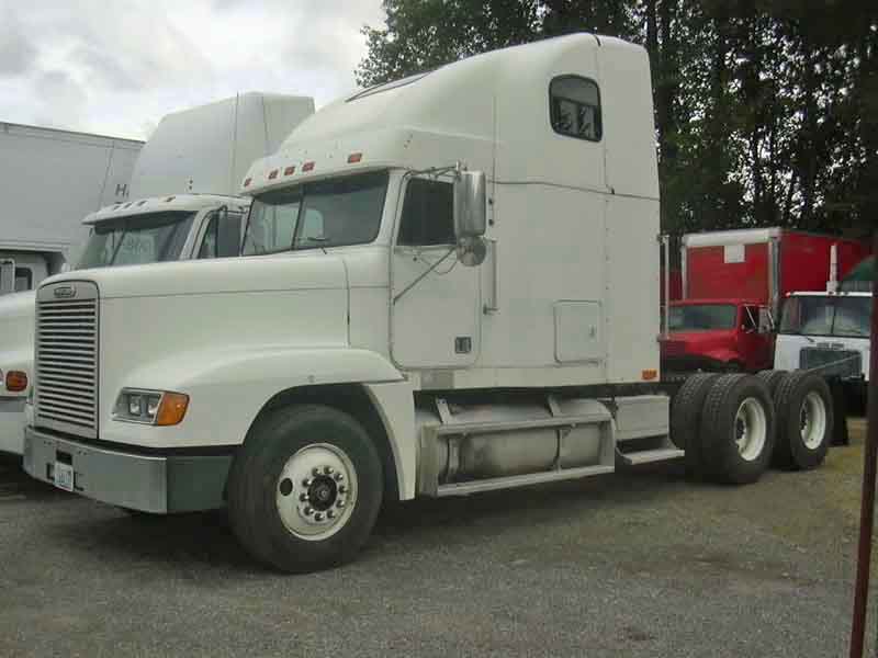 1990 International Dual Axle Truck Tractor